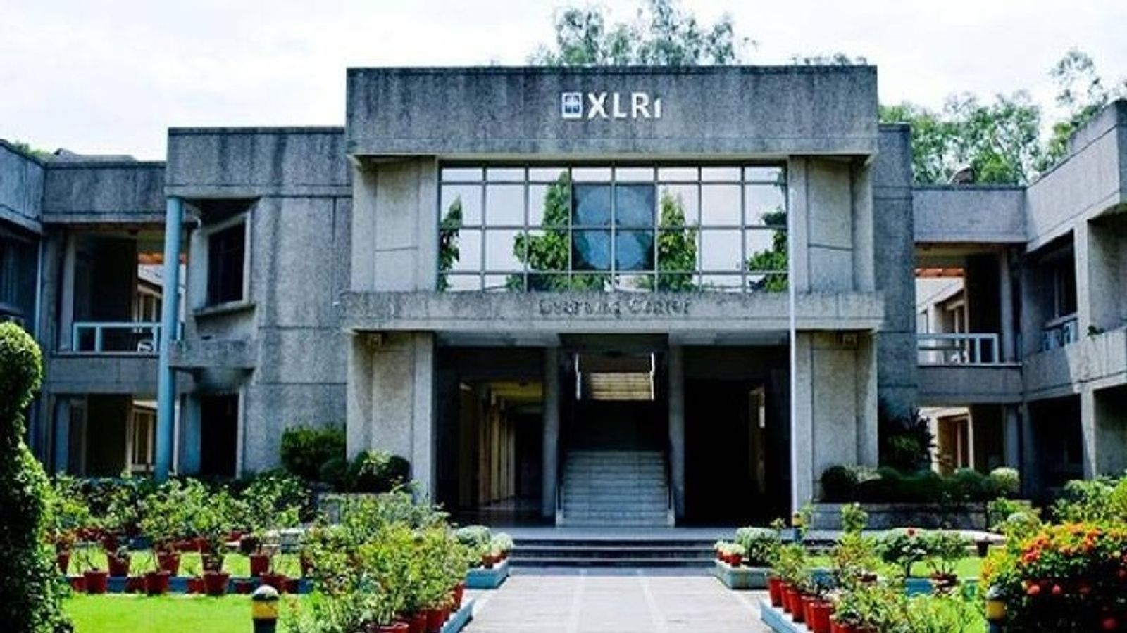 XLRI Placements 2023: Highest Salary at 1.1 Crores - InsideIIM